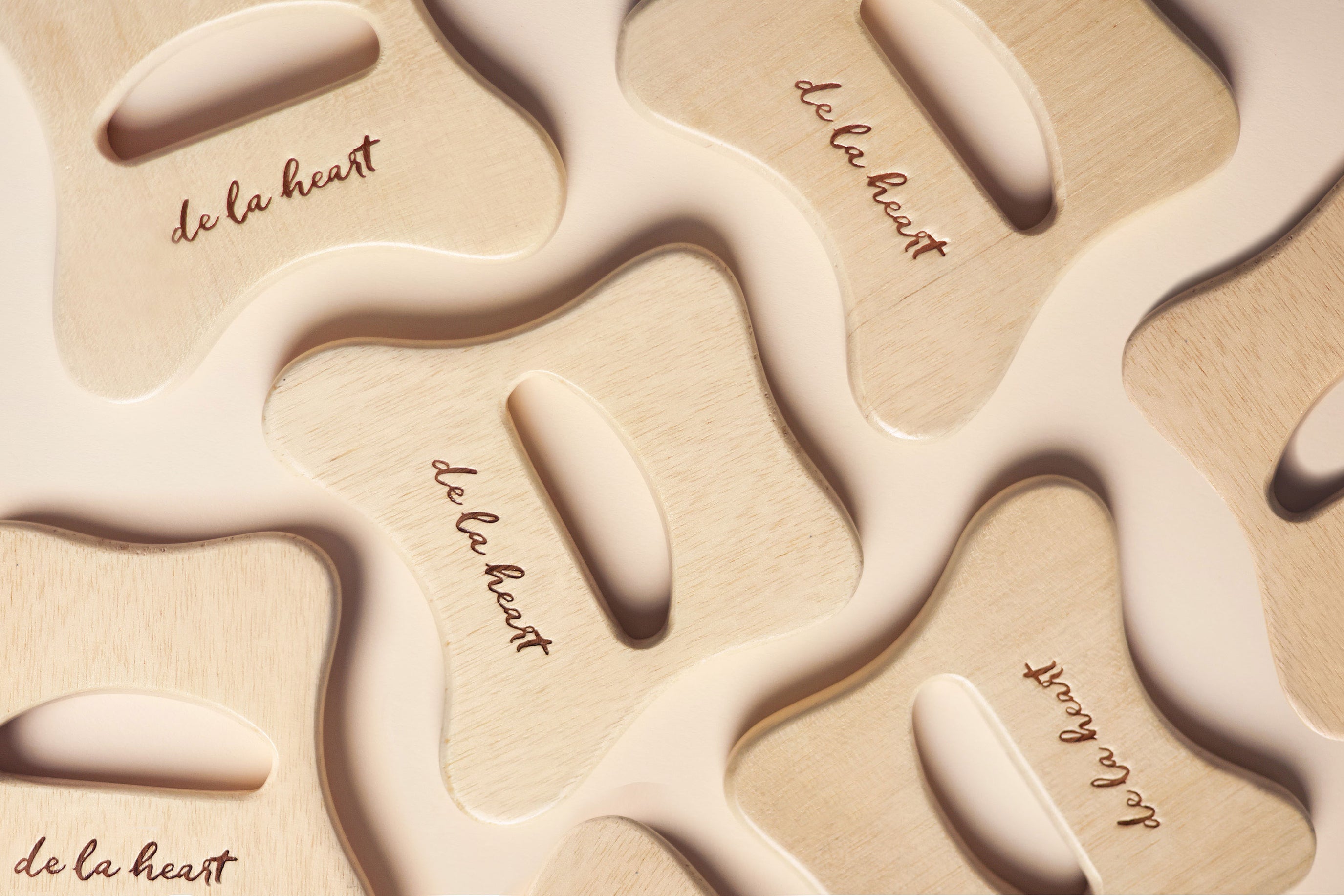 How to Use the Lymphatic Drainage Body Tool – De La Heart